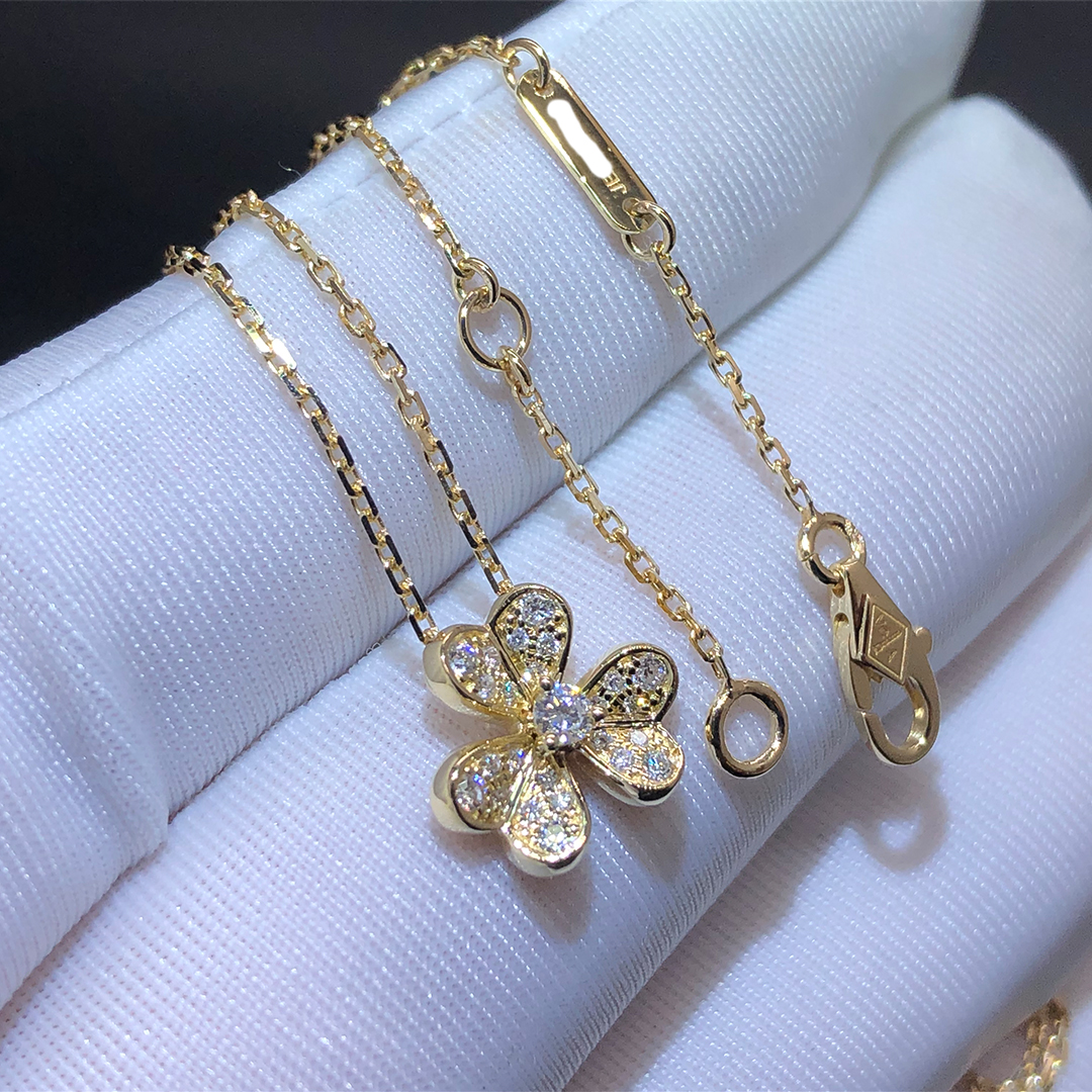 Van Cleef & Arpels - Real 18k Gold Van Cleef & Arpels Jewelry,Solid ...